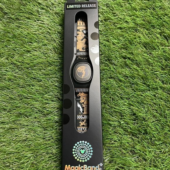 Disney | Wearables | New Disney Parks Magic Band Plus Hercules Black ...